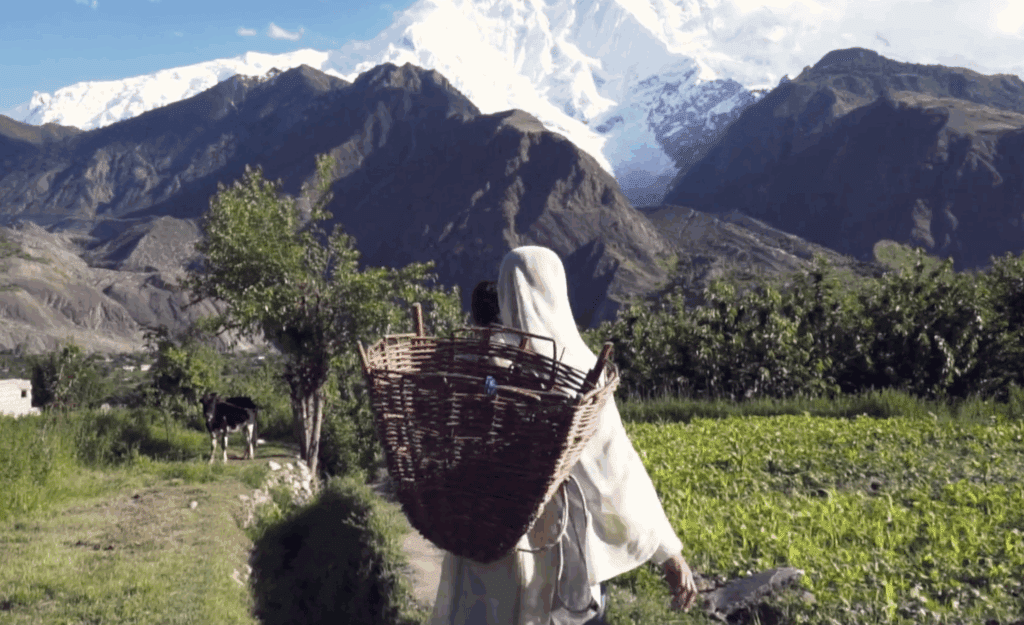 Finding her voice: A young woman breaking gender barriers in Pakistan ...